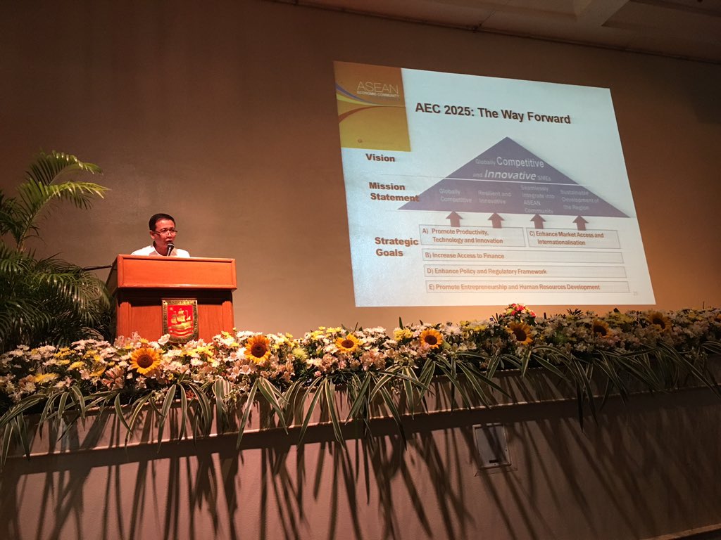 Youth Entrepreneurship Boot Camp: Challenging the youth to create their ...