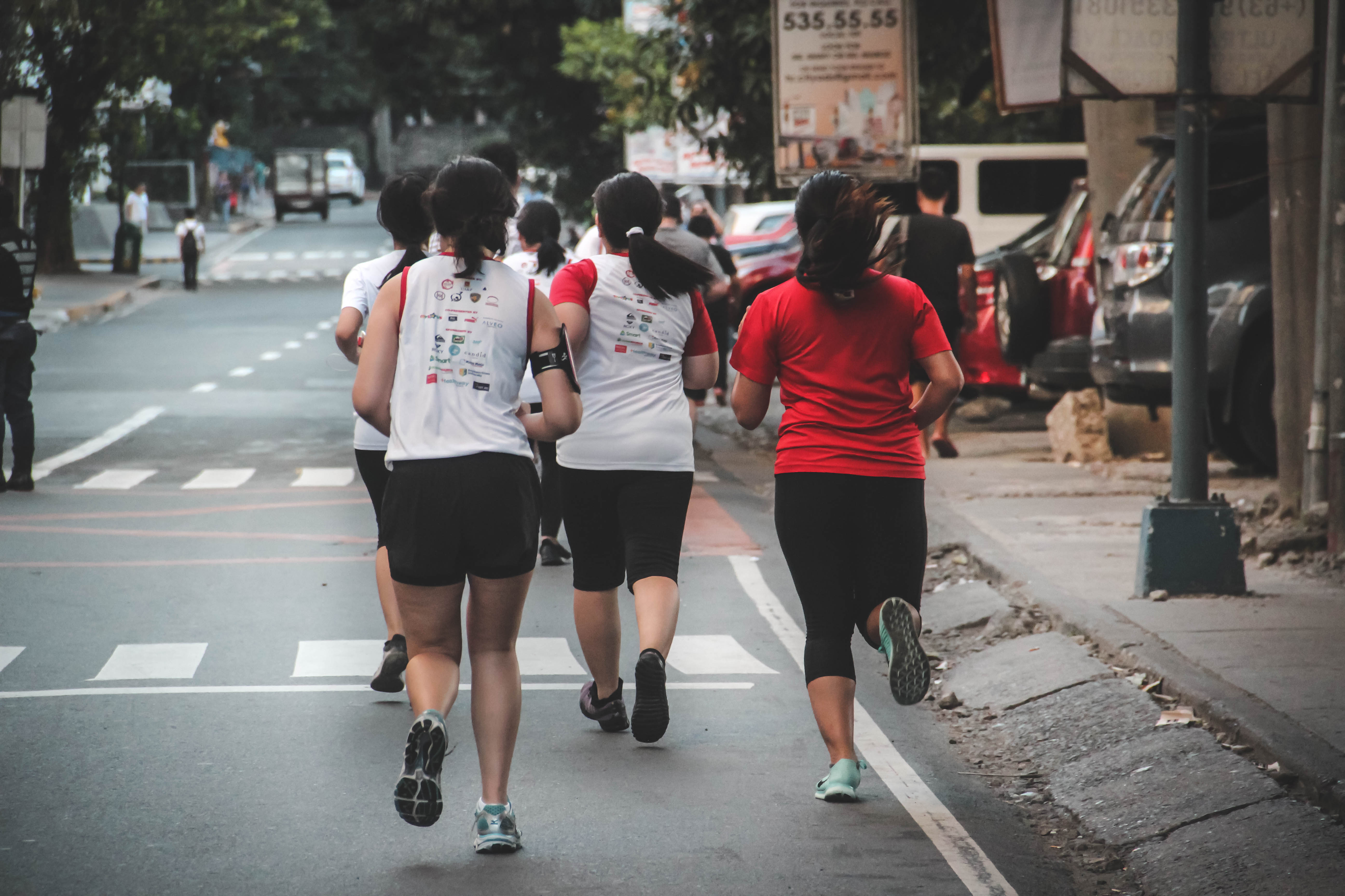 RUN FOR GOLD: UA&P holds First Fun Run - Universitas
