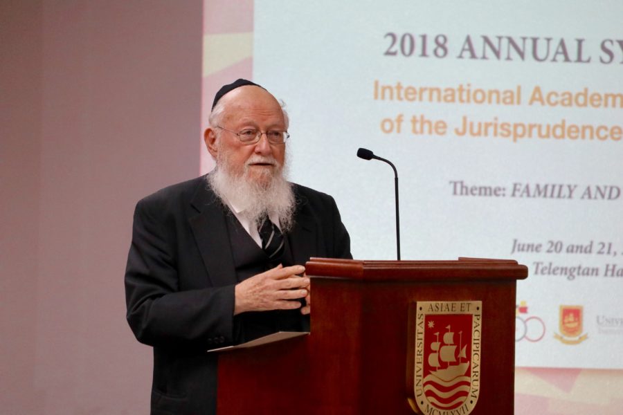 Family and Poverty - Universitas