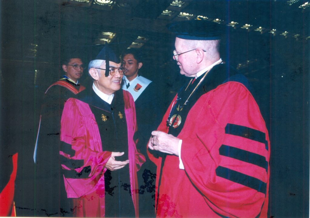 Placido Ledesma Mapa, Jr. - Universitas