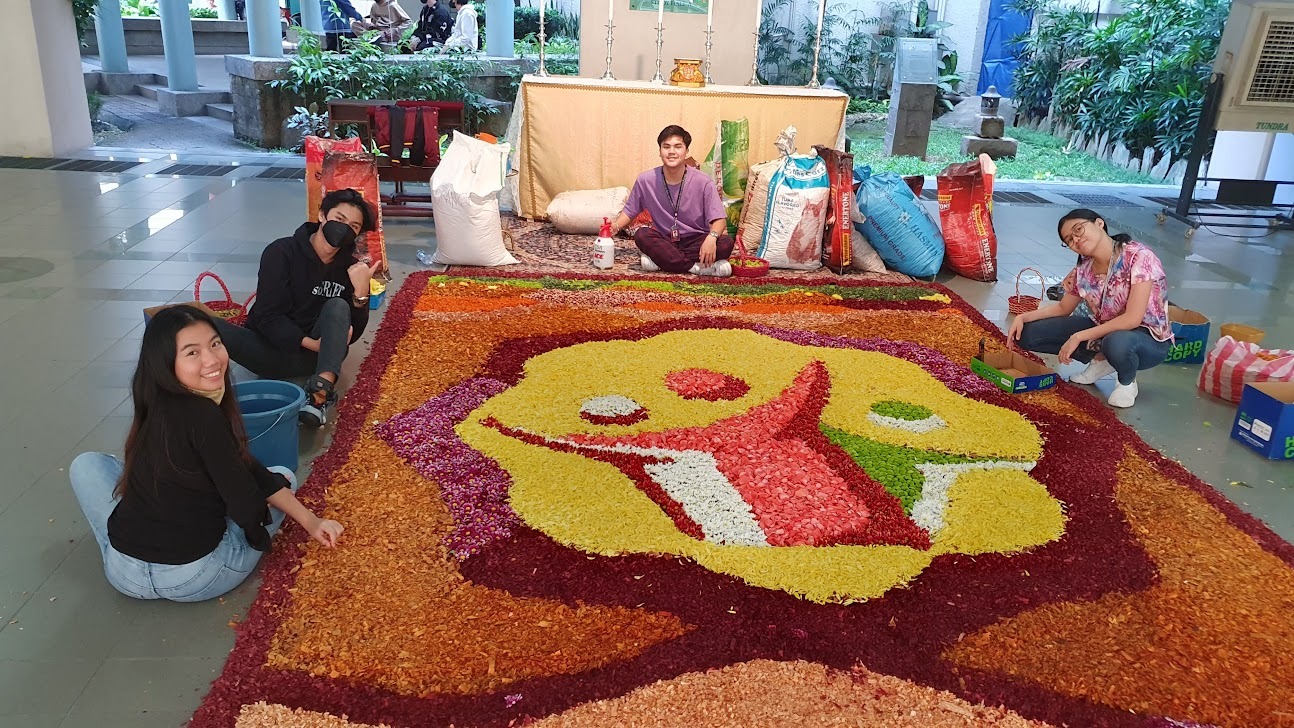 Walking with Jesus - Universitas