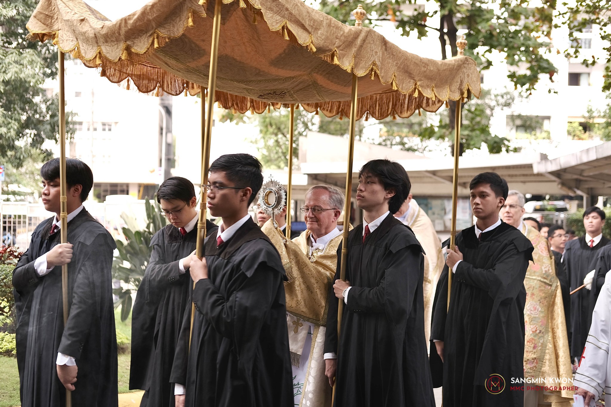 Walking with Jesus - Universitas